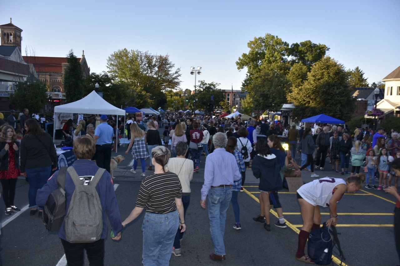 PHOTOS FROM THE 8TH ANNUAL AMHERST BLOCK PARTY - Amherst Indy