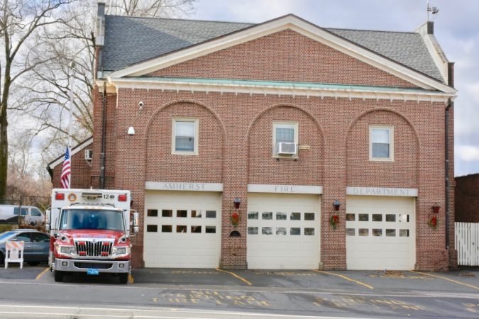 LETTER: TOWN NEEDS TO FUND TEN ADDITIONAL FIRE FIGHTERS - Amherst Indy